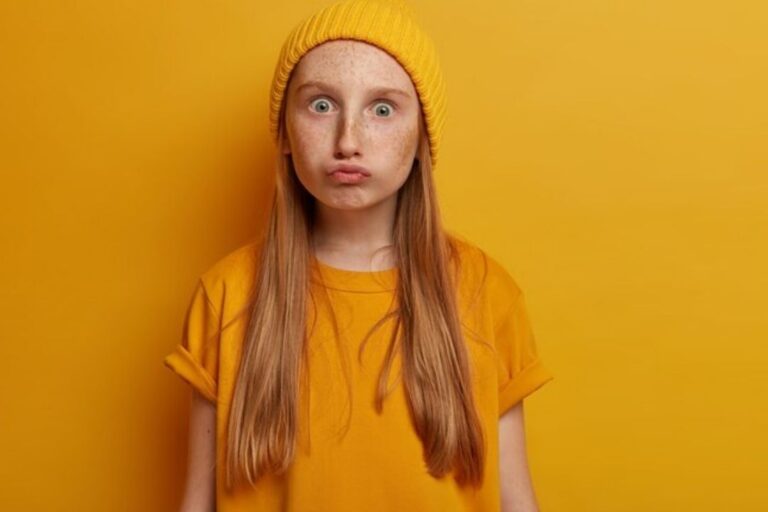 How to handle a pouting child | A Complete Guide